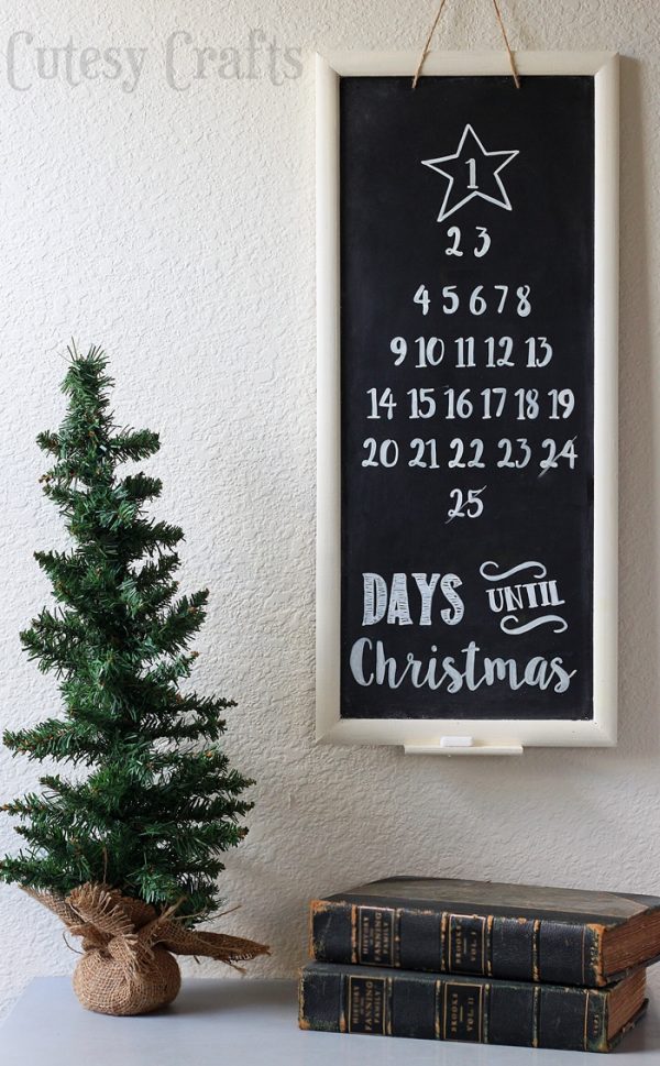 Chalkboard Christmas Countdown - Cutesy Crafts