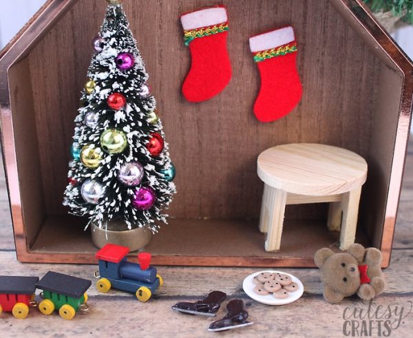 Shadow Box Christmas Decoration Craft - Cutesy Crafts