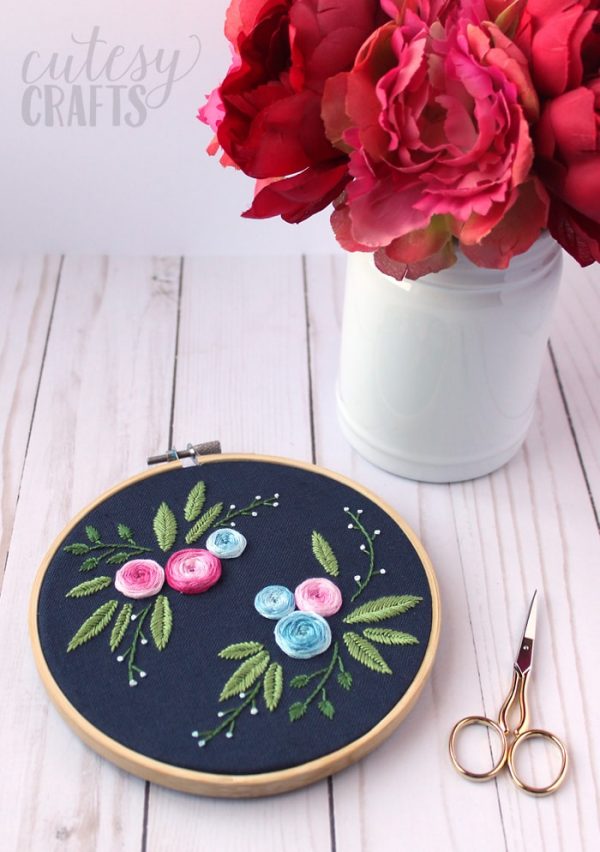 Blue Floral Embroidery Pattern - Cutesy Crafts