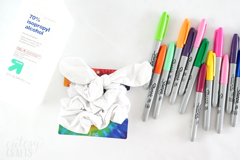 Tie Dye Technique Alternative- Sharpie Dyed Scrunchies - Cutesy Crafts