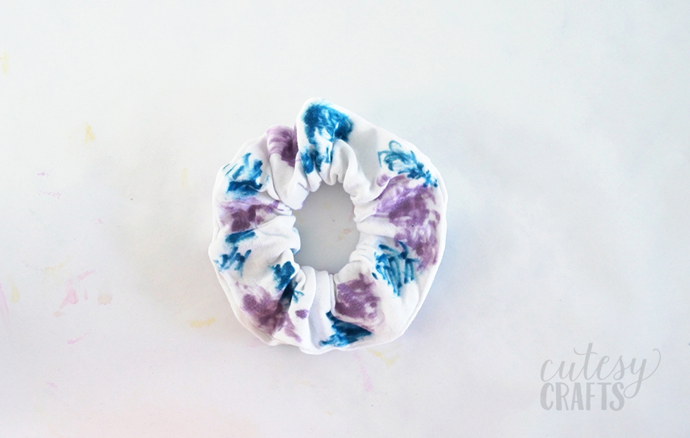 Tie Dye Technique Alternative- Sharpie Dyed Scrunchies - Cutesy Crafts