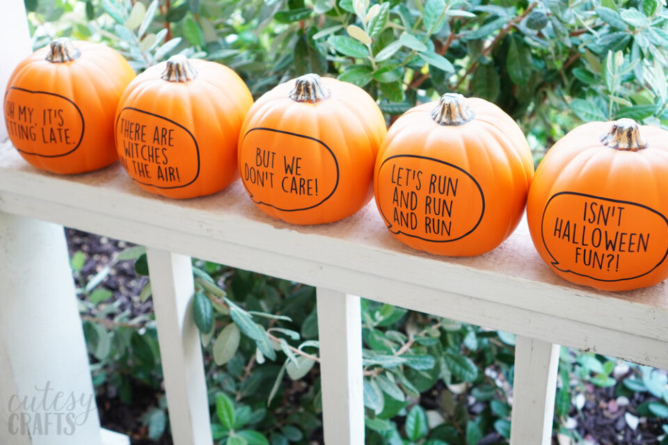 Cricut Halloween Idea - 5 Little Pumpkins Decoration - Cutesy Crafts
