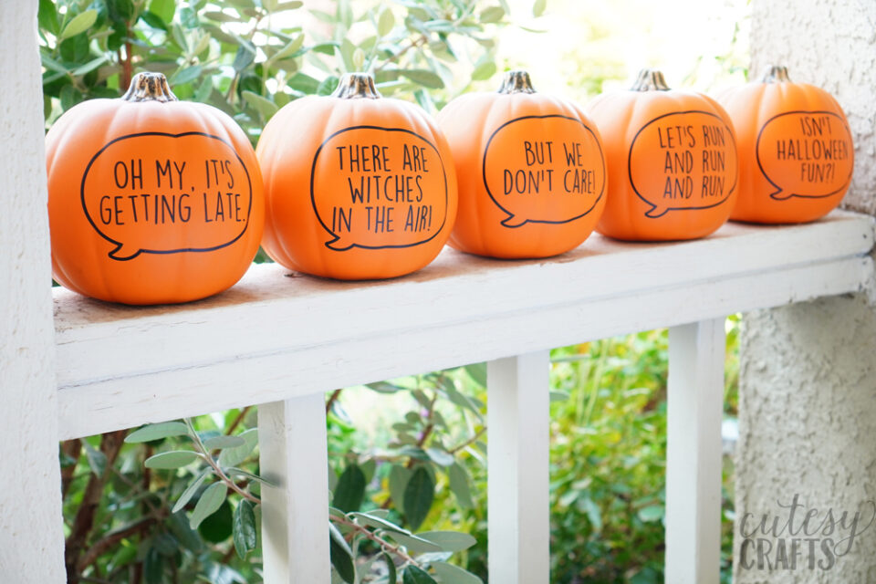 Cricut Halloween Idea - 5 Little Pumpkins Decoration - Cutesy Crafts