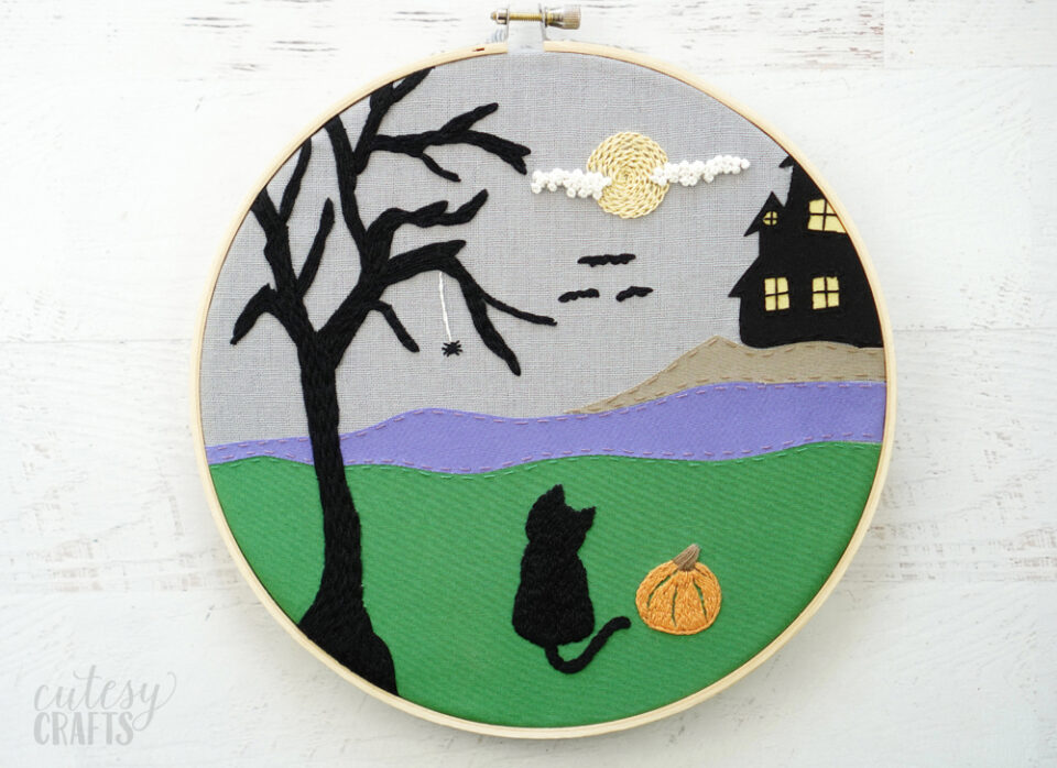 Halloween Cat Embroidery - Cutesy Crafts