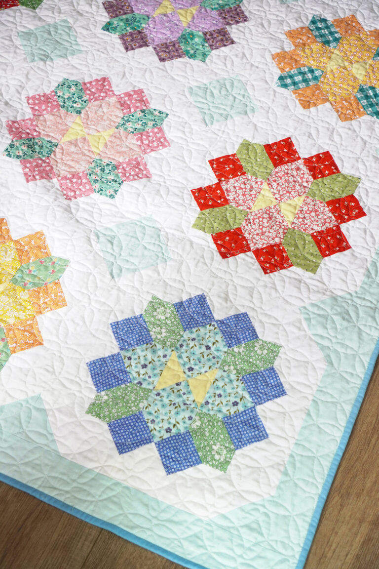 Flower Burst Quilt Pattern - Cutesy Crafts
